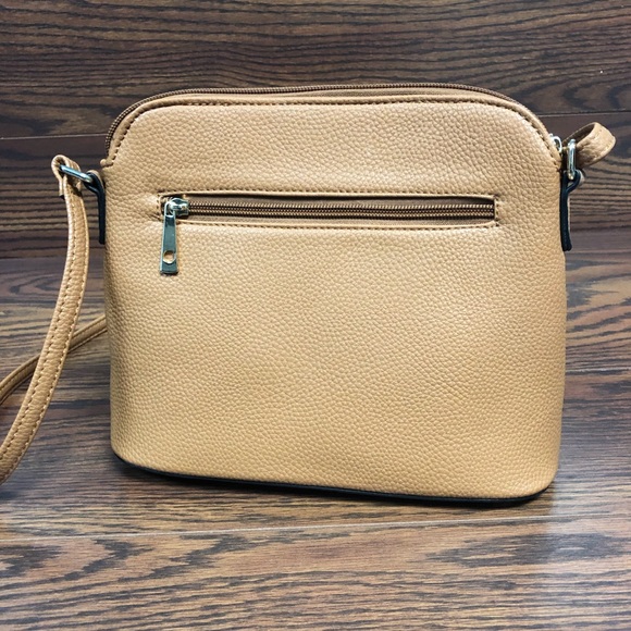 Deluxity | Bags | Deluxity Crossbody Bag | Poshmark